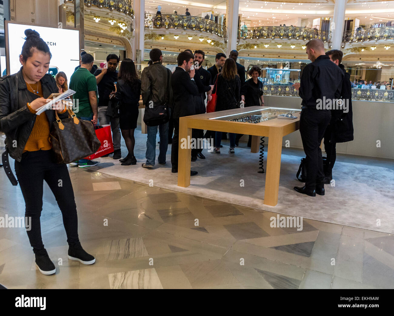 Paris, France. Apple Corp. Store in French busy Department Store ...