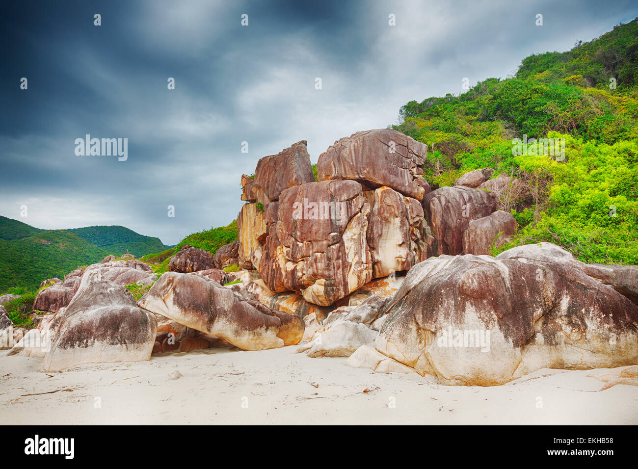 Stones on the beautiful beach Stock Photo - Alamy