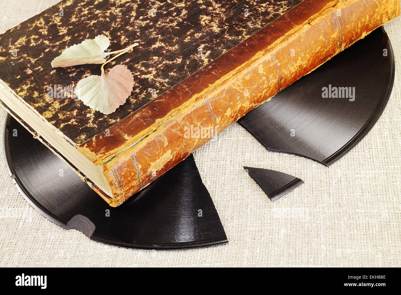 Broken vinyl record hi-res stock photography and images - Alamy