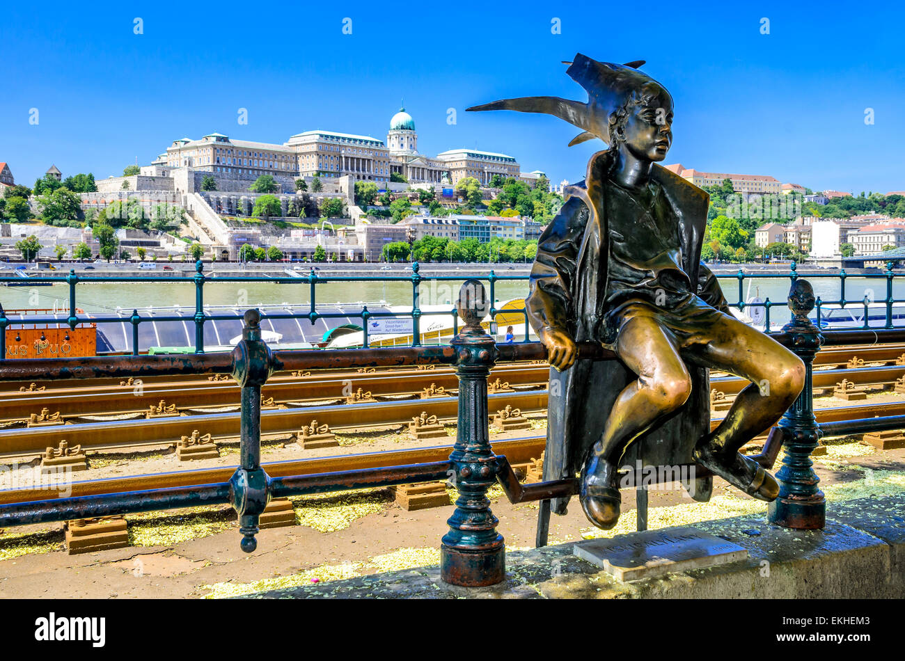 Pest castle hi-res stock photography and images - Alamy