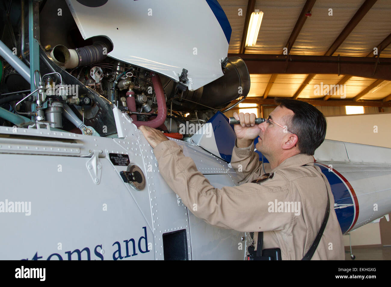 Pre flight inspection hi-res stock photography and images - Alamy