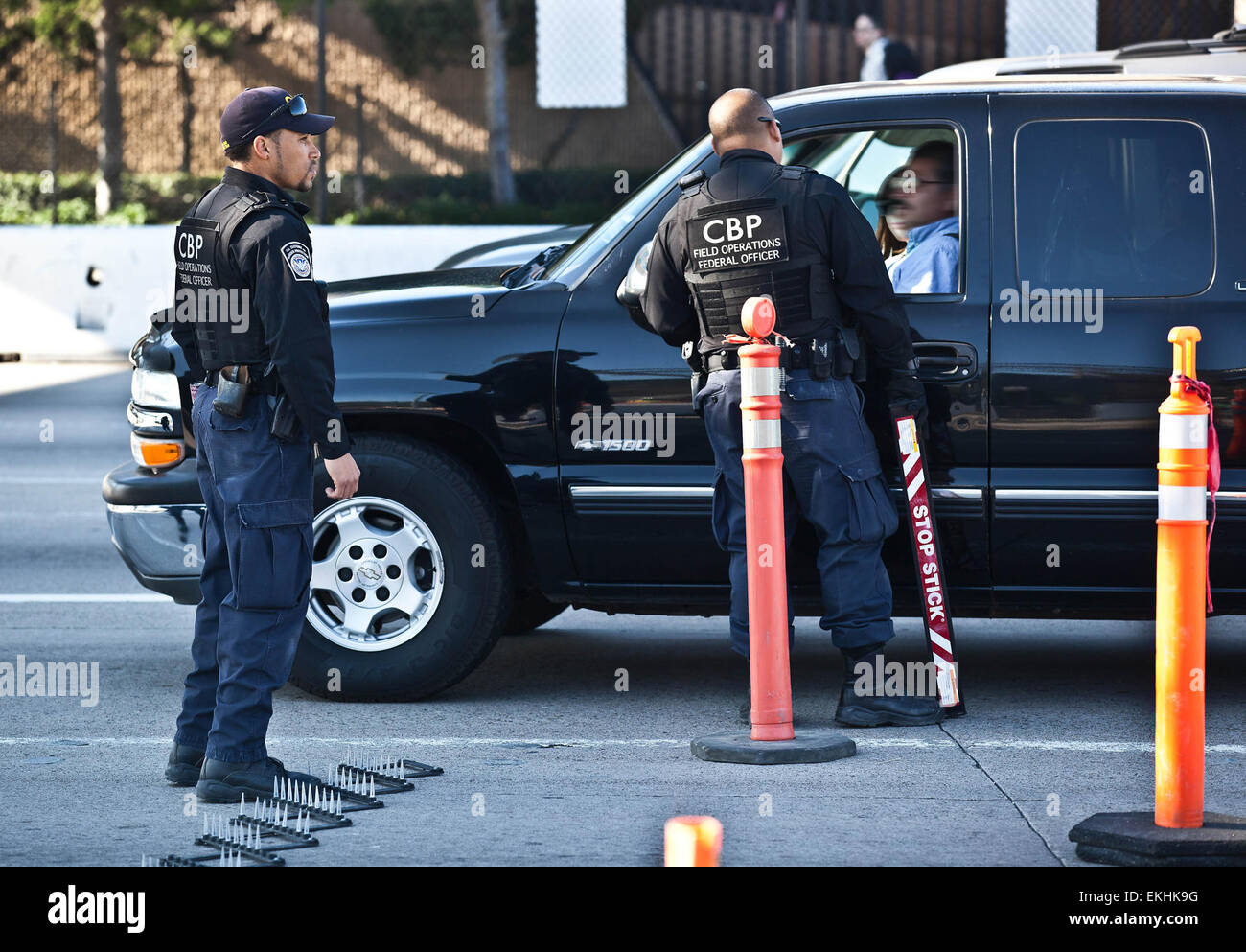 Passengers travelers entry border hi-res stock photography and images ...