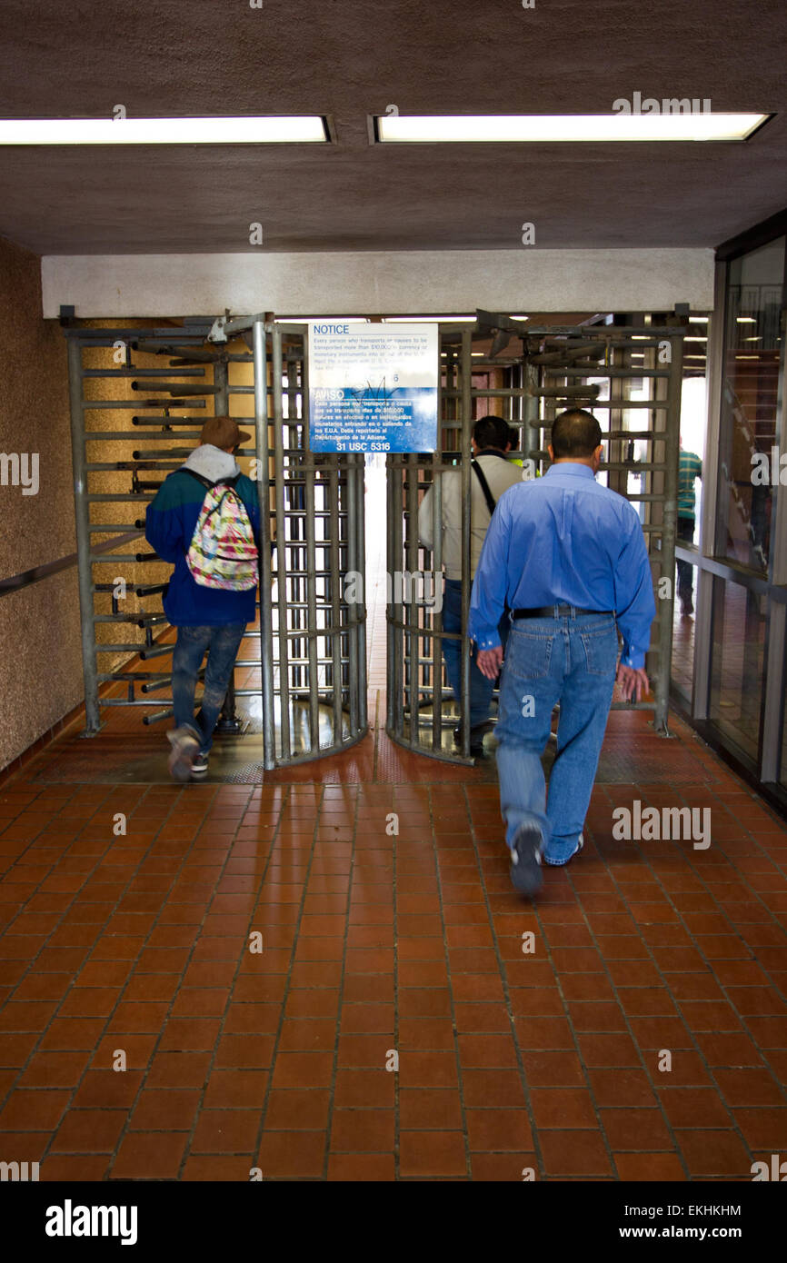 Border Crossing Pedestrian Mexico Stock Photos & Border Crossing ...