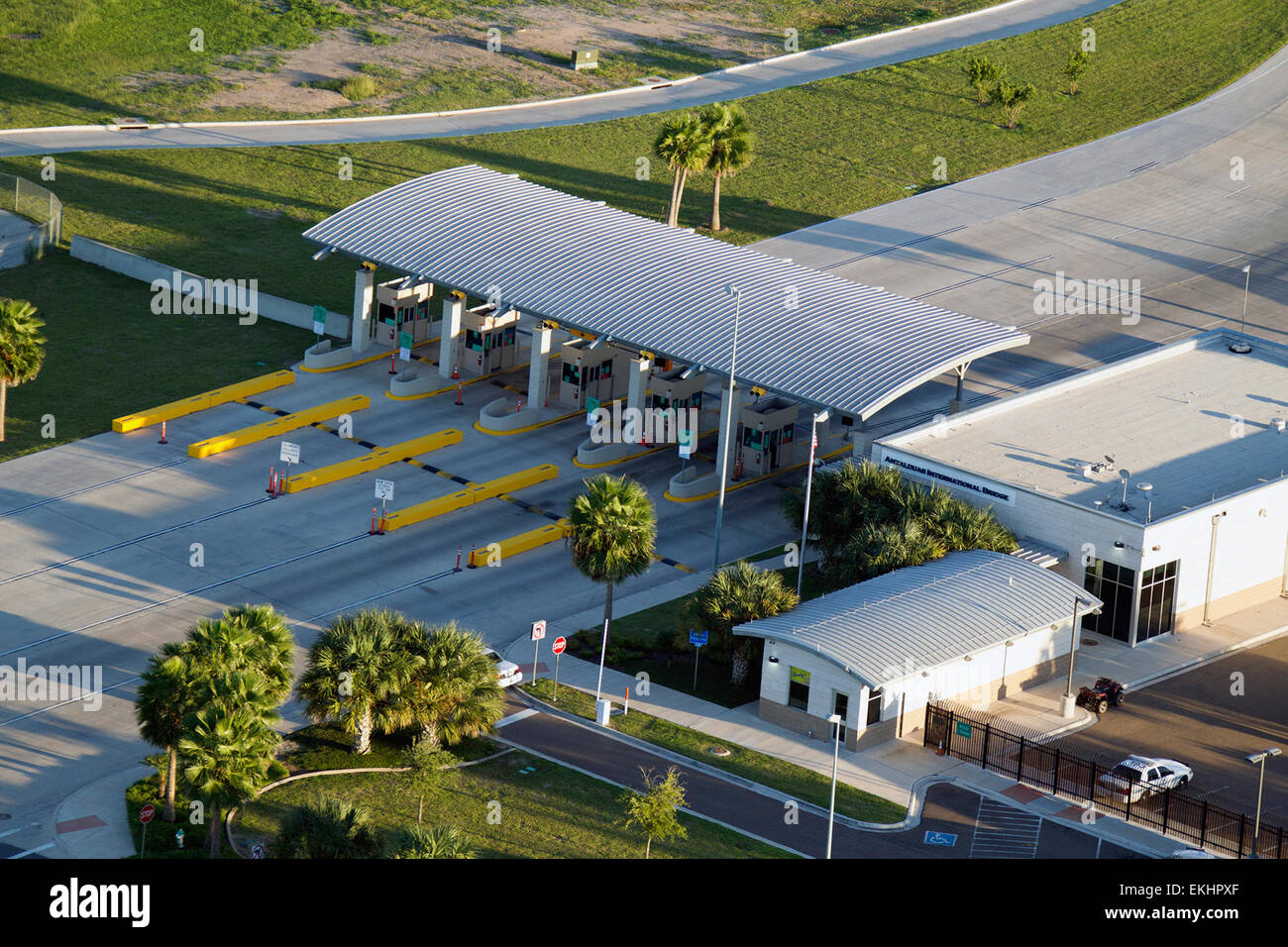 An aerial view of the vehicle entry point at McAllen in the Rio Grande ...