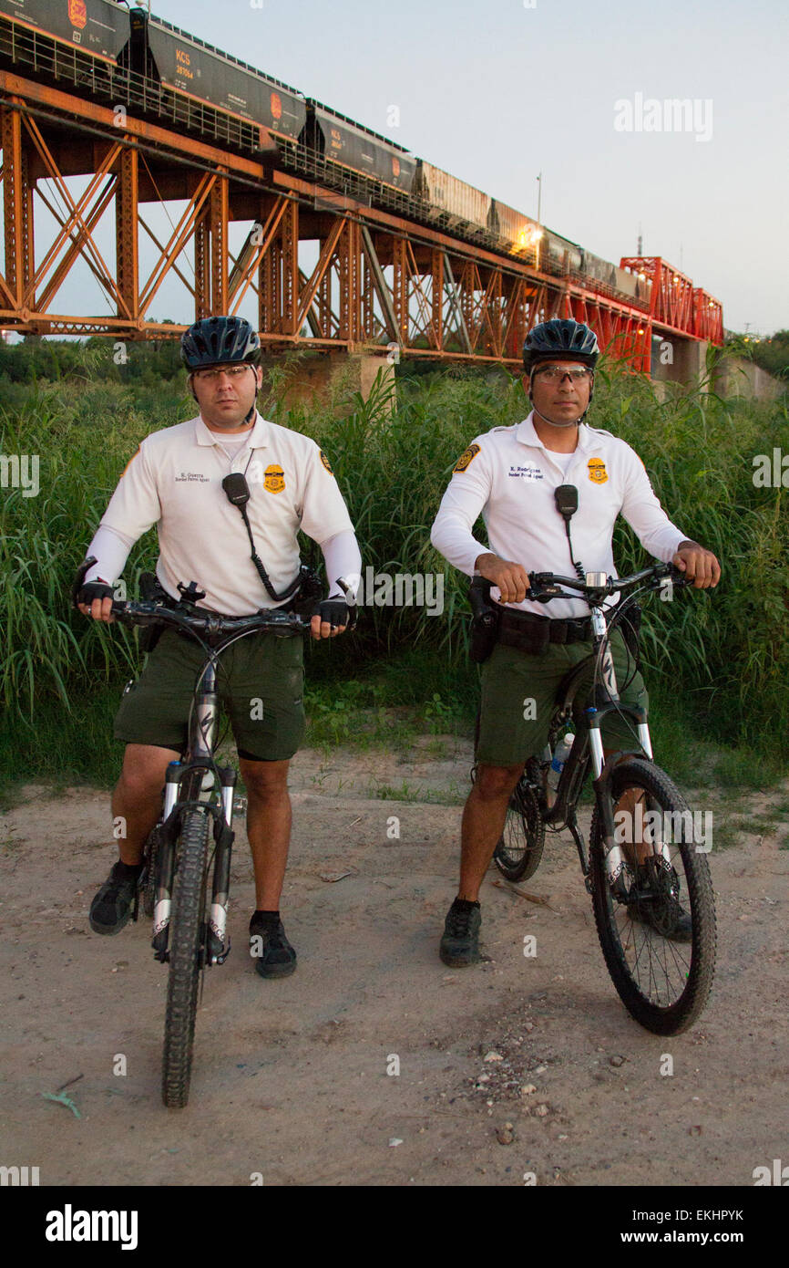 CBP, Border Patrol agents from the Laredo Bike Patrol unit on patrol in ...