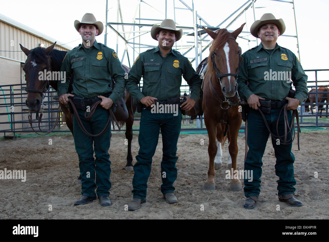 CBP, Border Patrol agents from the Laredo Horse Patrol unit in South ...