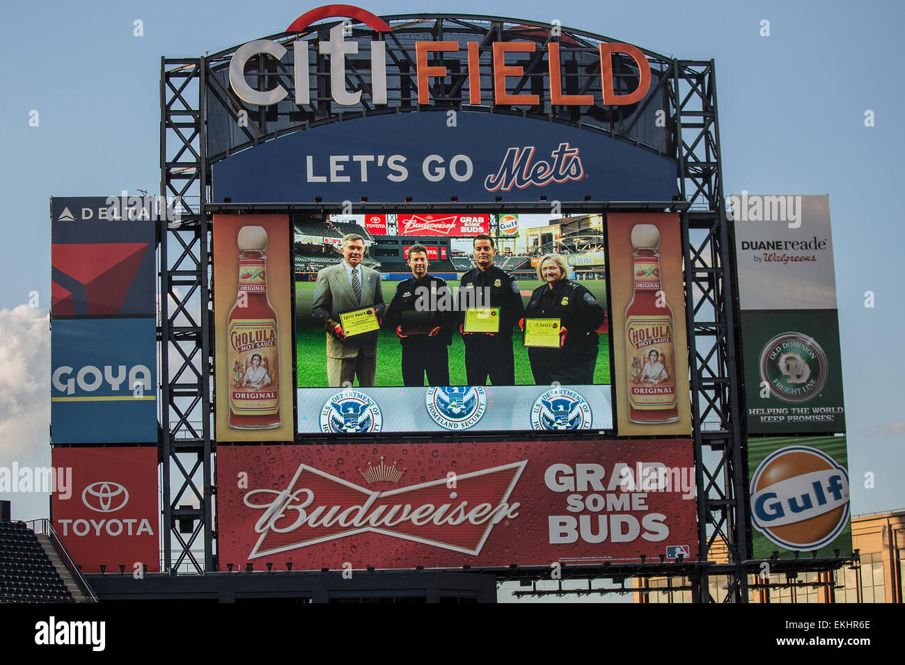 New york mets pitch hi-res stock photography and images - Alamy