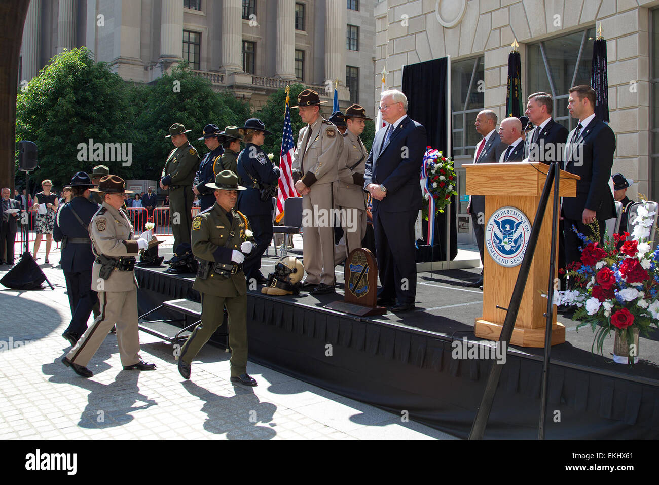 The U.S. Customs and Border Protection held a Valor Memorial and Wreath ...