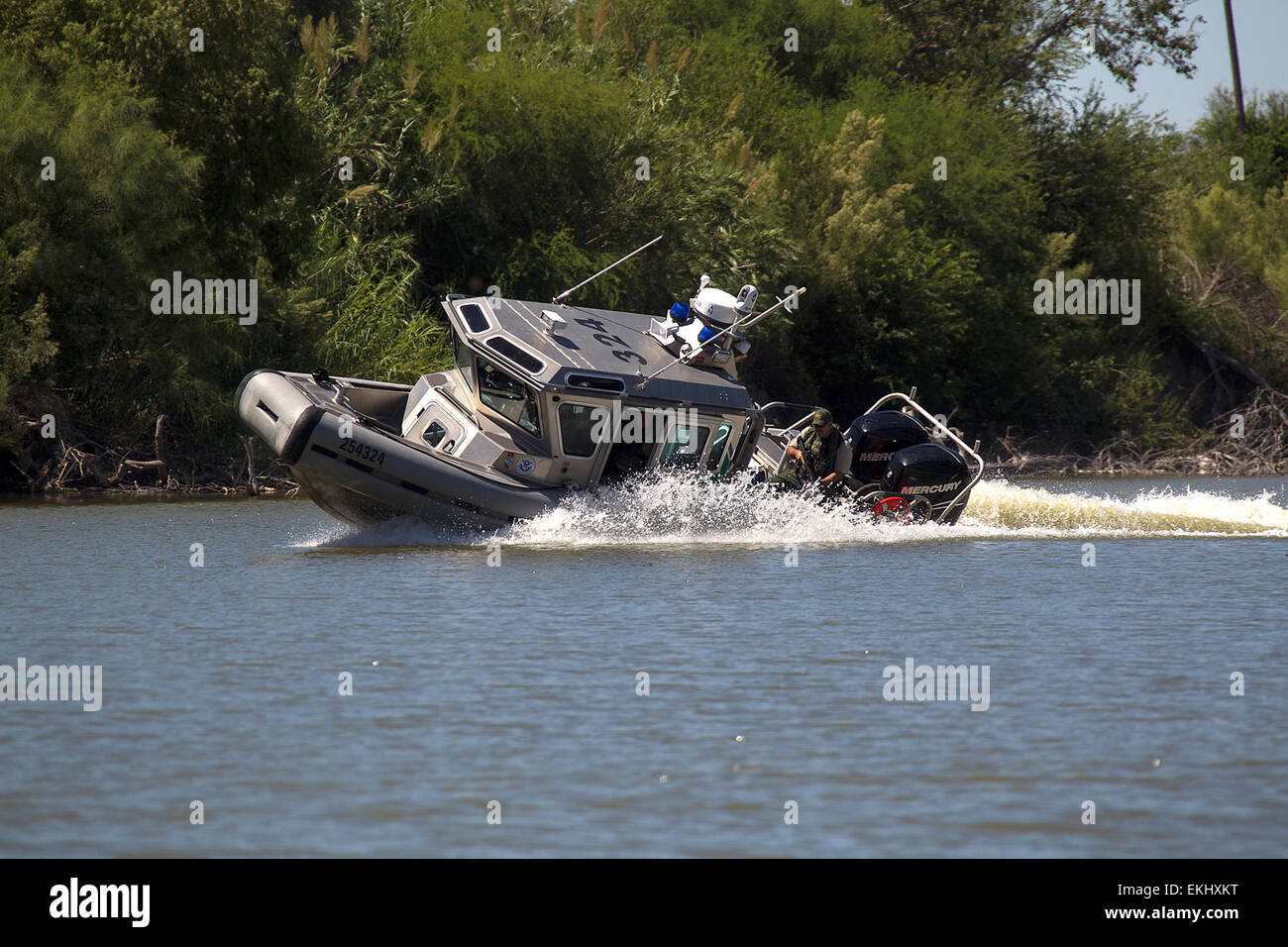 Cbp safe boat hi-res stock photography and images - Alamy