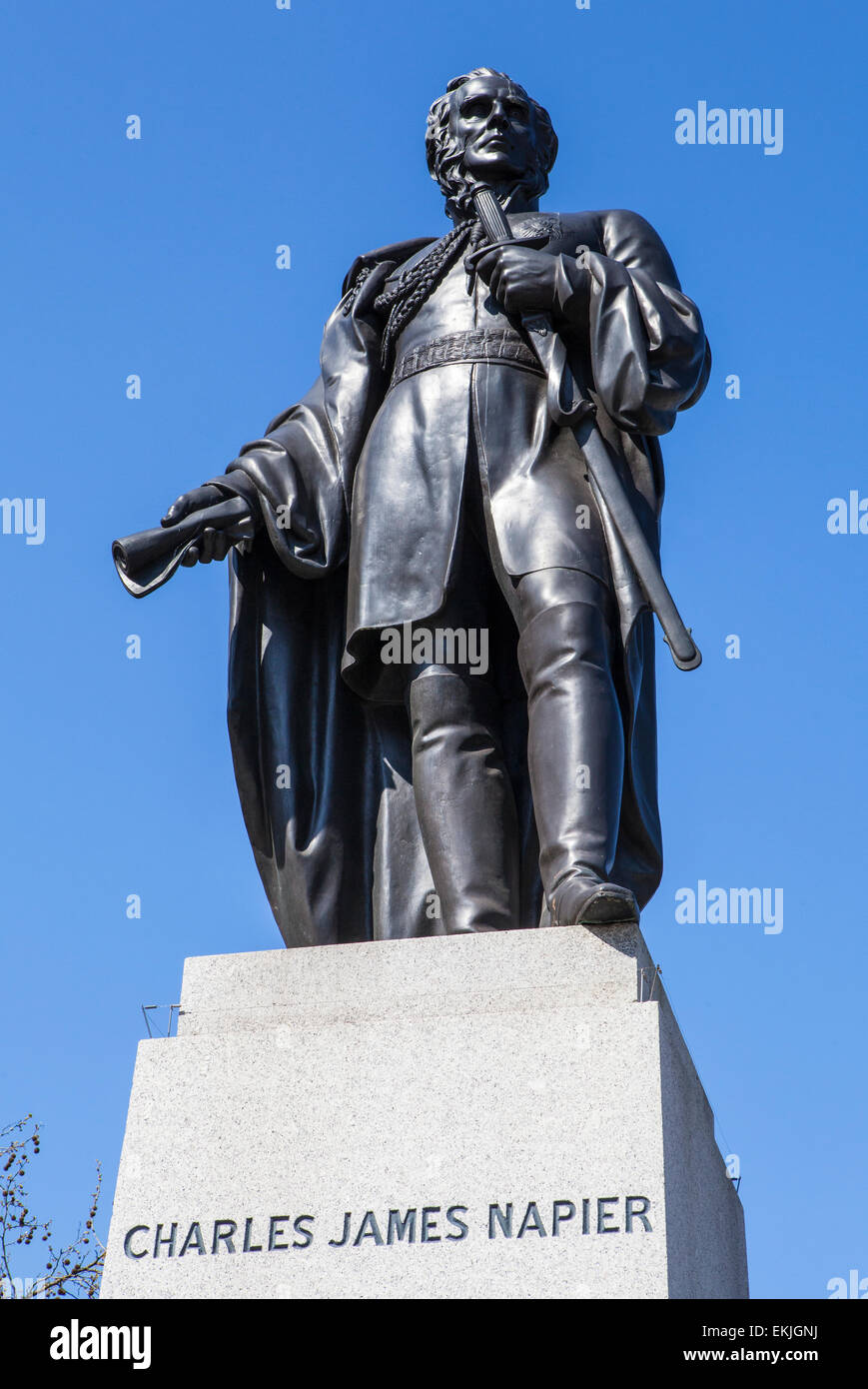 James statue trafalgar square hi-res stock photography and images - Alamy