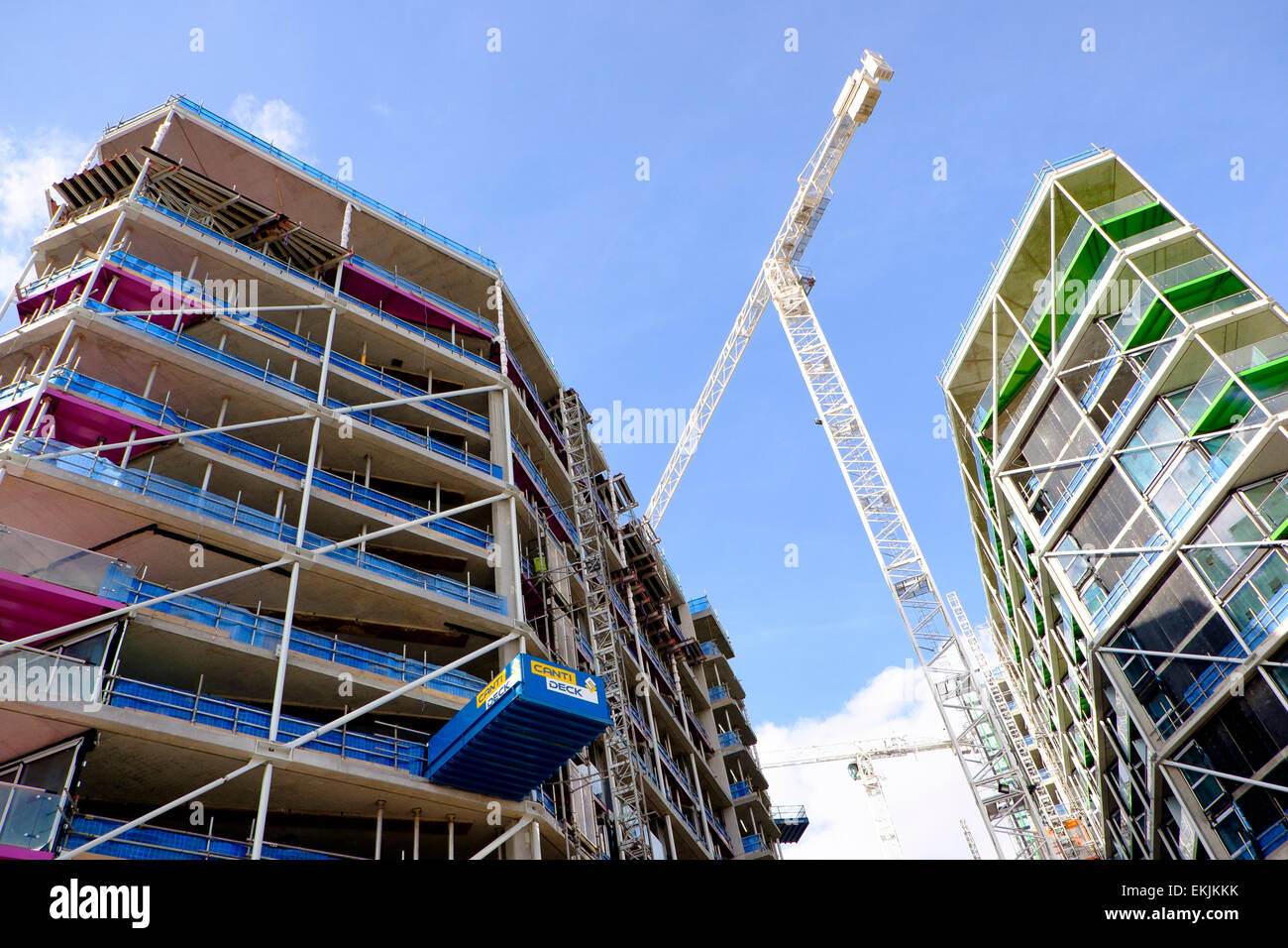 Nine elms london towers hi-res stock photography and images - Alamy
