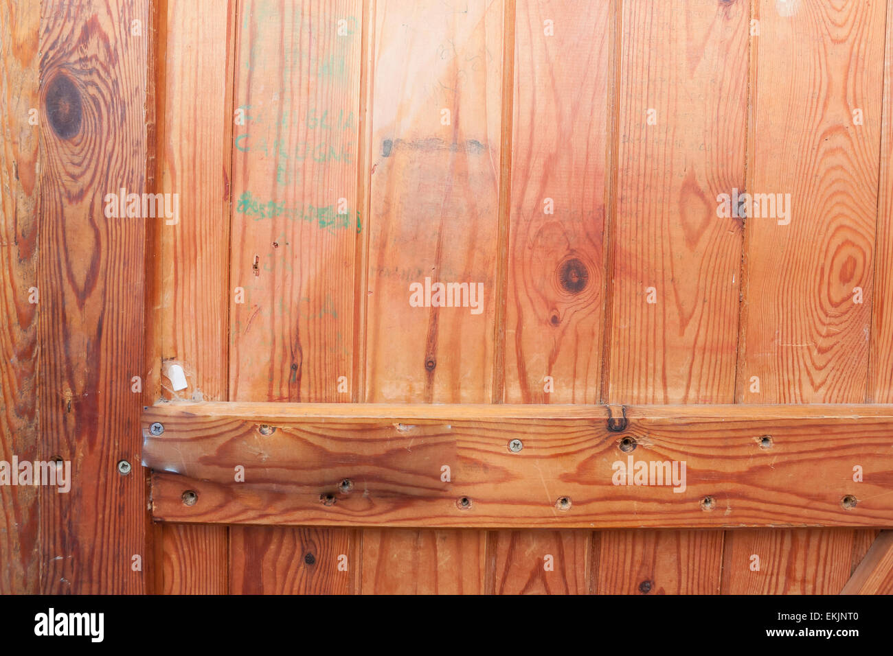 texture of wooden door. Particular of a wooden door Stock Photo - Alamy