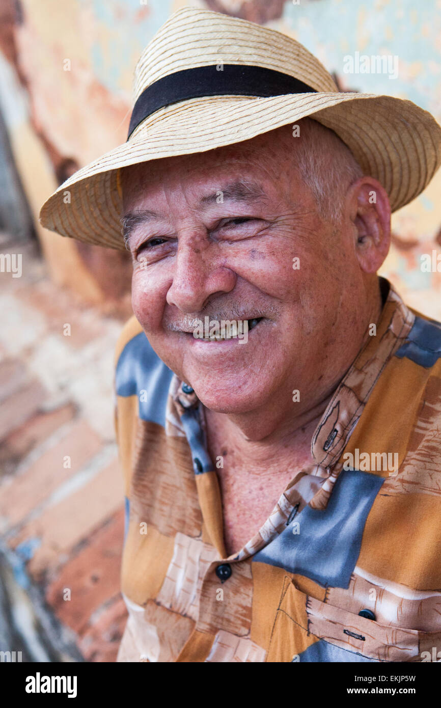 Happy cuban people hi-res stock photography and images - Alamy