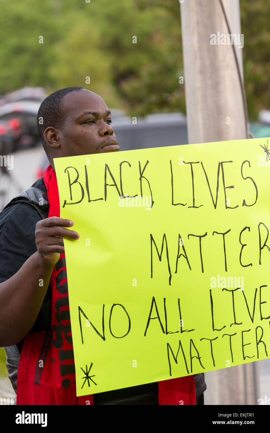 Multiple stop signs hi-res stock photography and images - Alamy