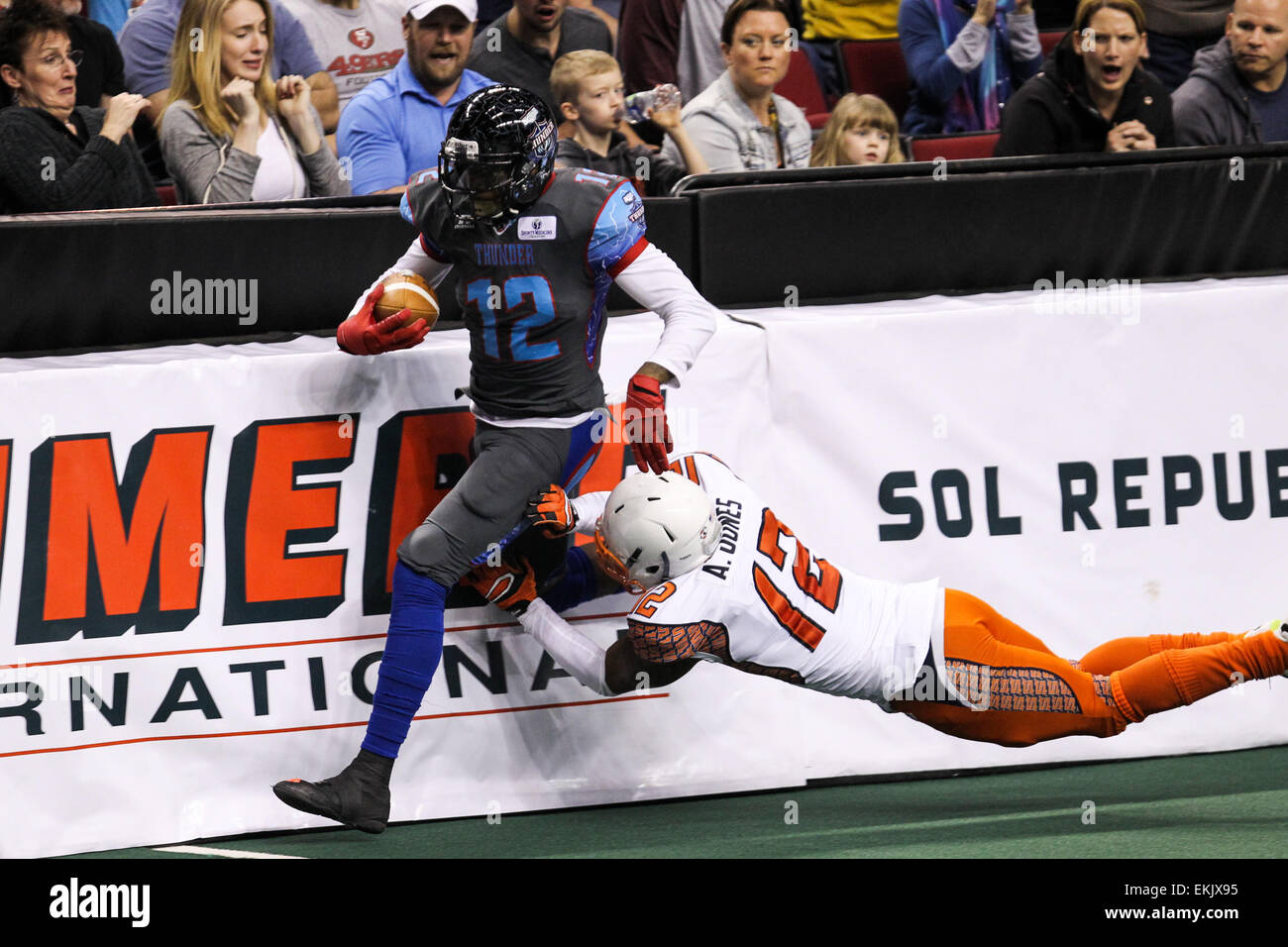 April 9, 2015 - WR JAMAR HOWARD (12) make a play. The Portland Thunder ...