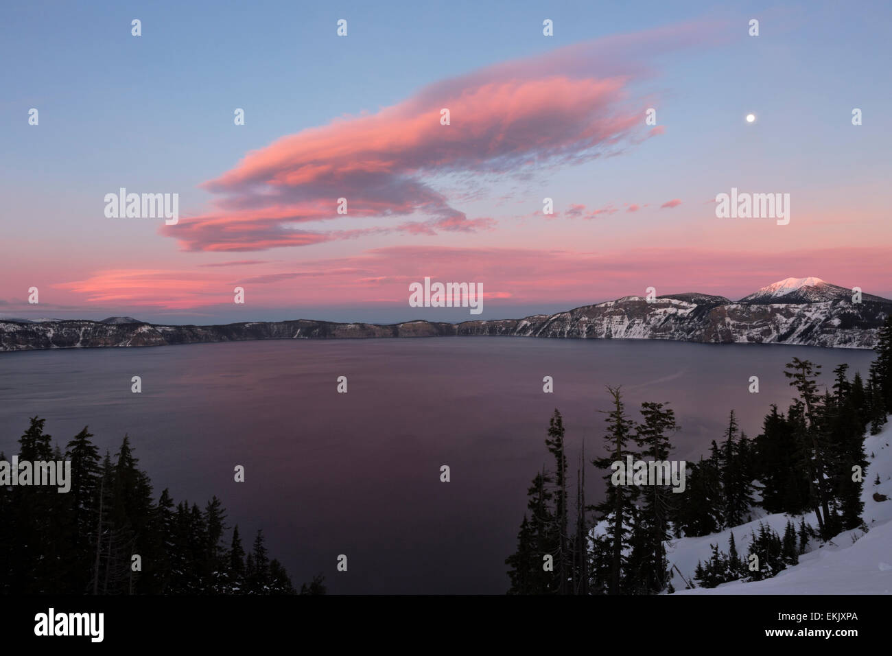 OR02120-00...OREGON - Winter sunset over Crater Lake from the Rim ...
