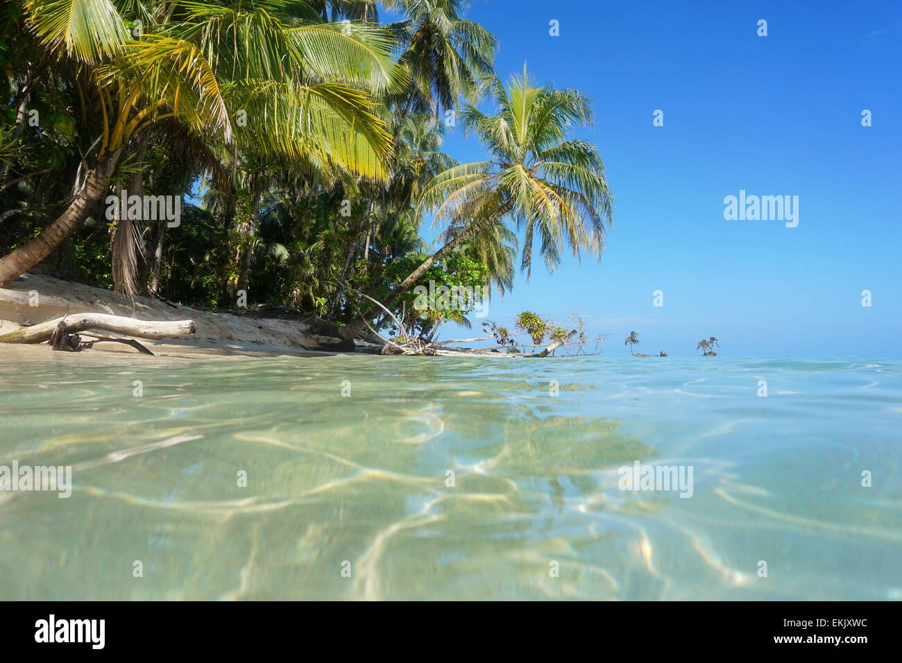 Zapatilla islands hi-res stock photography and images - Alamy