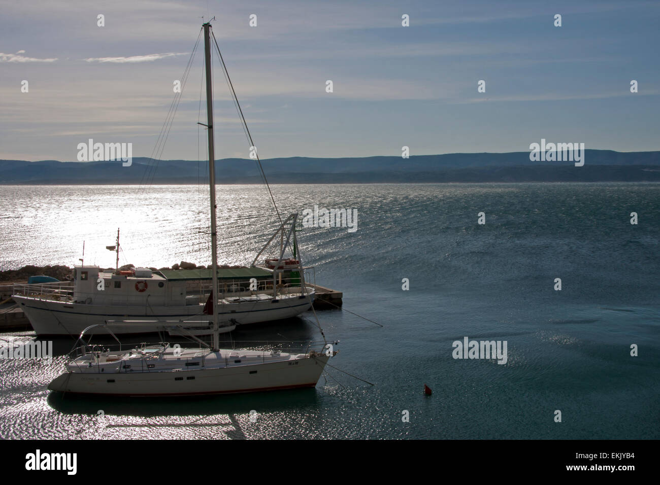Harbour water sea ocean hi-res stock photography and images - Alamy