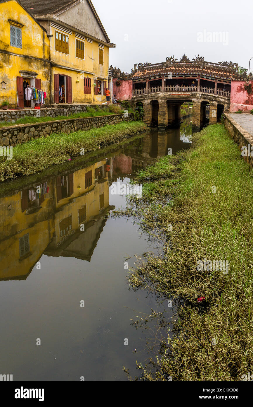 Japanese Covered Bridge Hoi An Stock Photo - Alamy