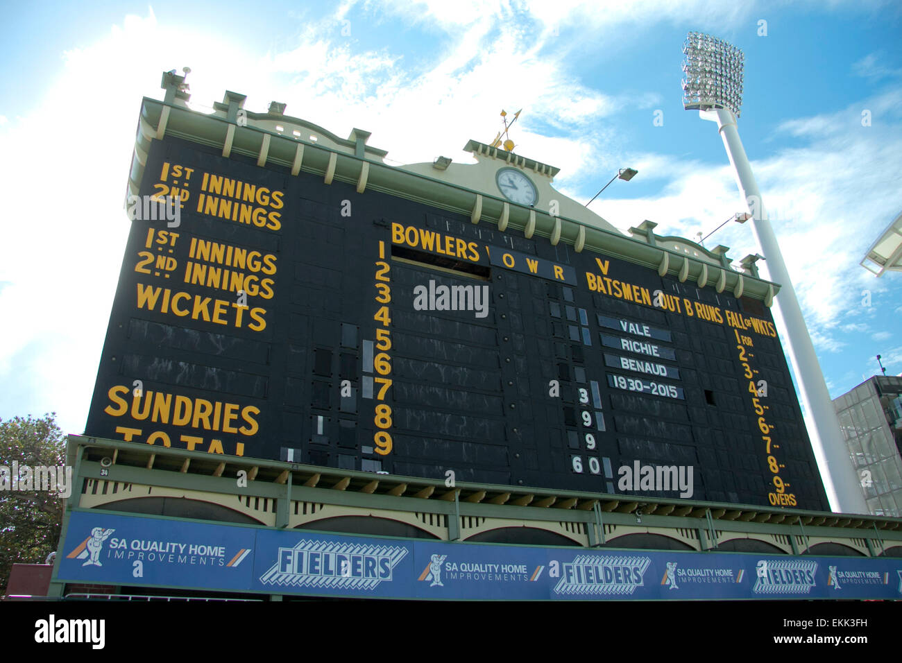 Cricket scoreboard hi-res stock photography and images - Alamy