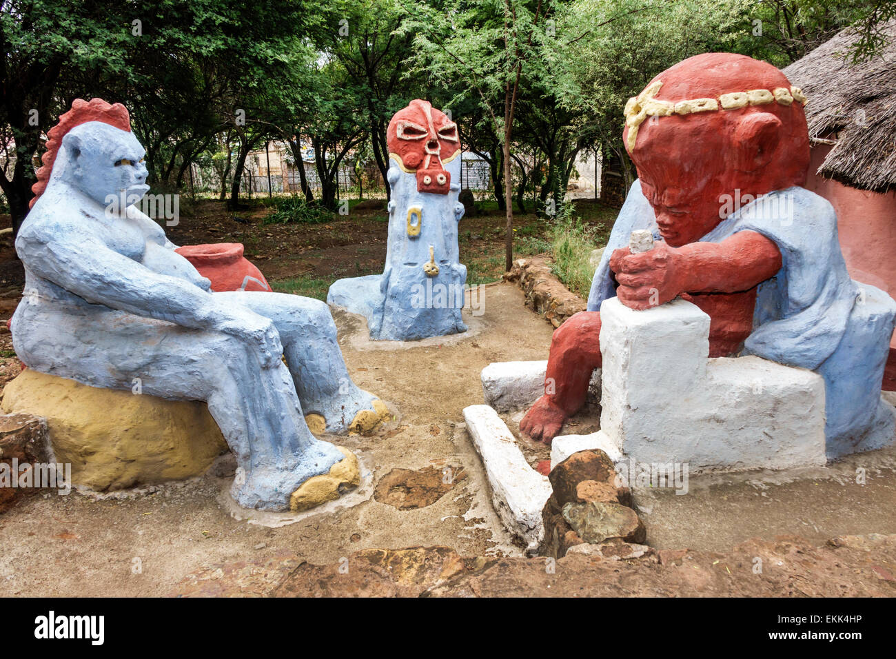 Kwa khaya lendaba credo mutwa cultural village hi-res stock photography ...