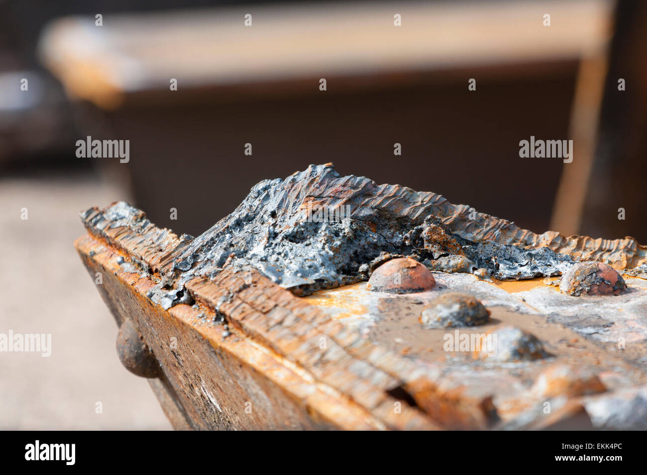 Steel girder bridge rivets hi-res stock photography and images - Alamy