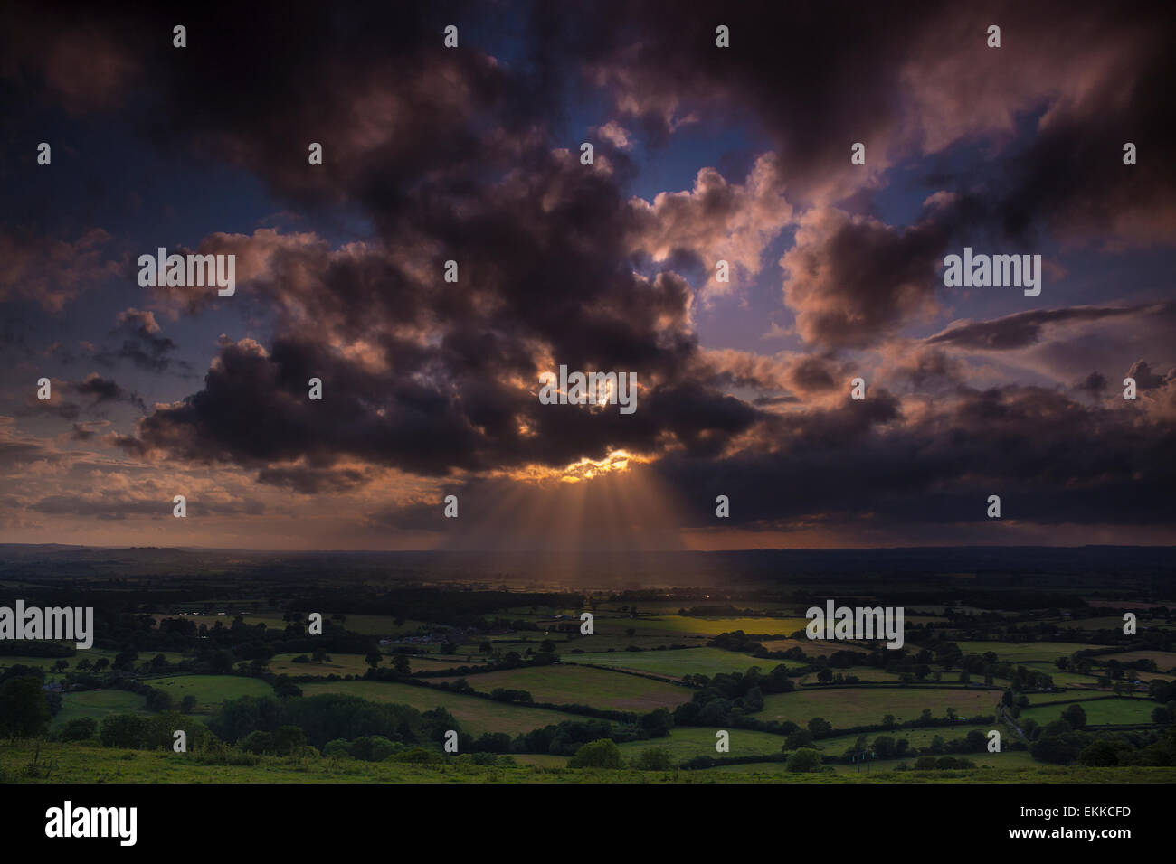 Holes in beams hi-res stock photography and images - Alamy