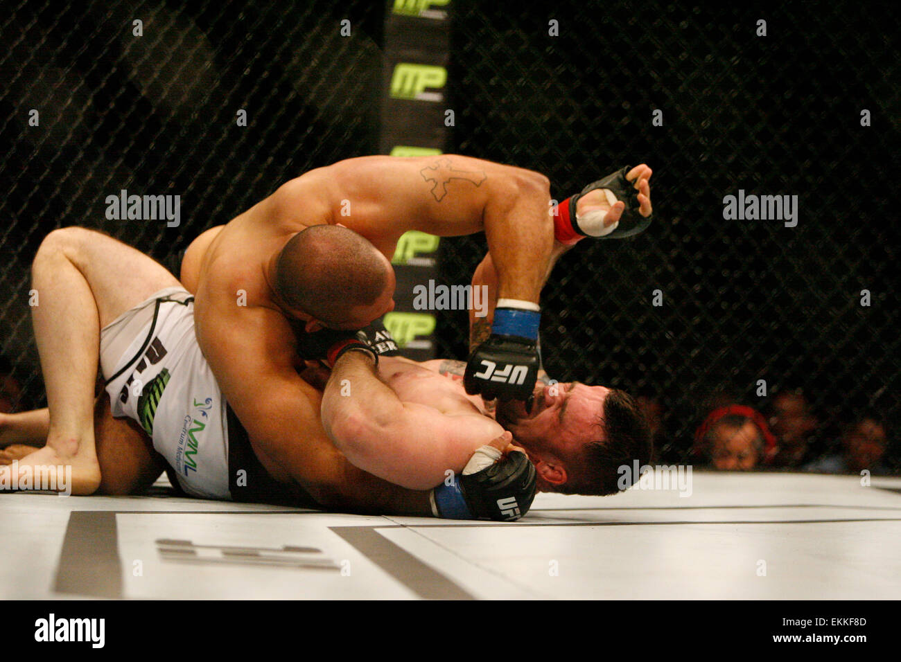 Ultimate fighting championship arena hi-res stock photography and ...
