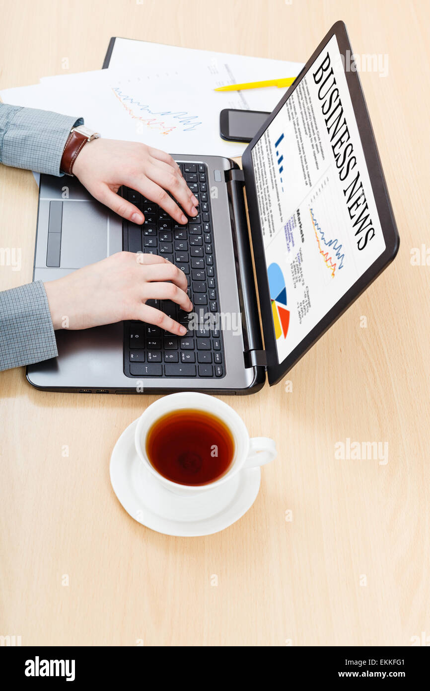 News office interior hi-res stock photography and images - Alamy