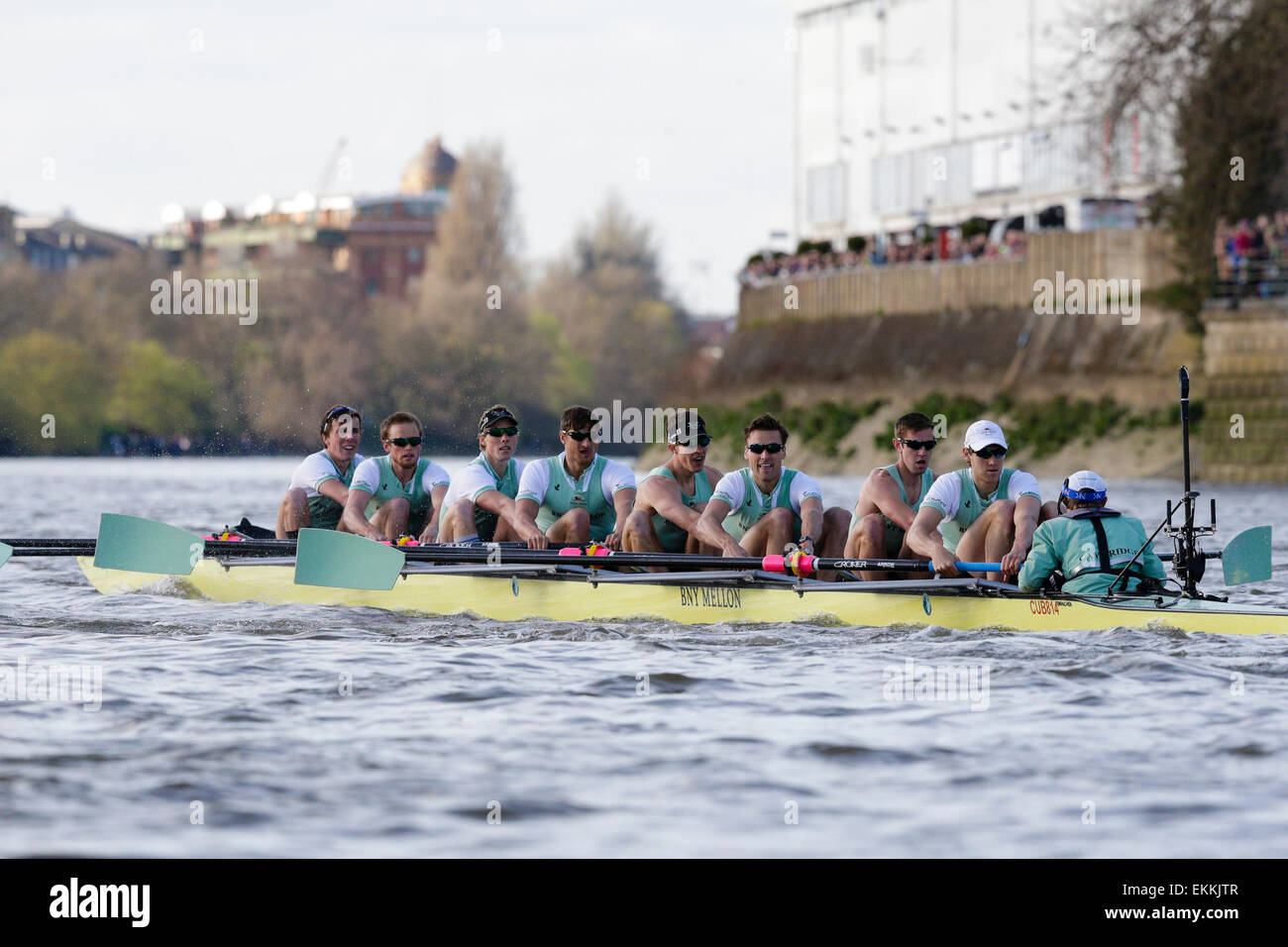 London, UK. 11th Apr, 2015. BNY Mellon Boat Races Day. Mens Boat Race ...