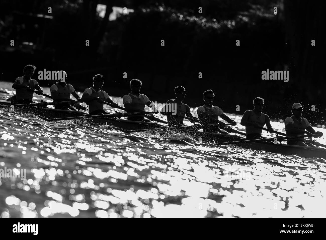 London, UK. 11th Apr, 2015. BNY Mellon Boat Races Day. Mens Boat Race ...