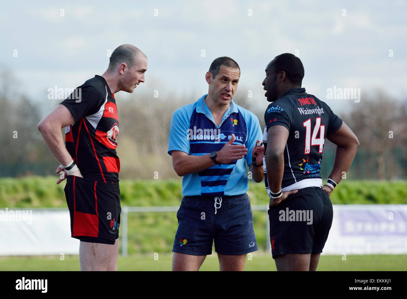 Two teams fighting hi-res stock photography and images - Alamy