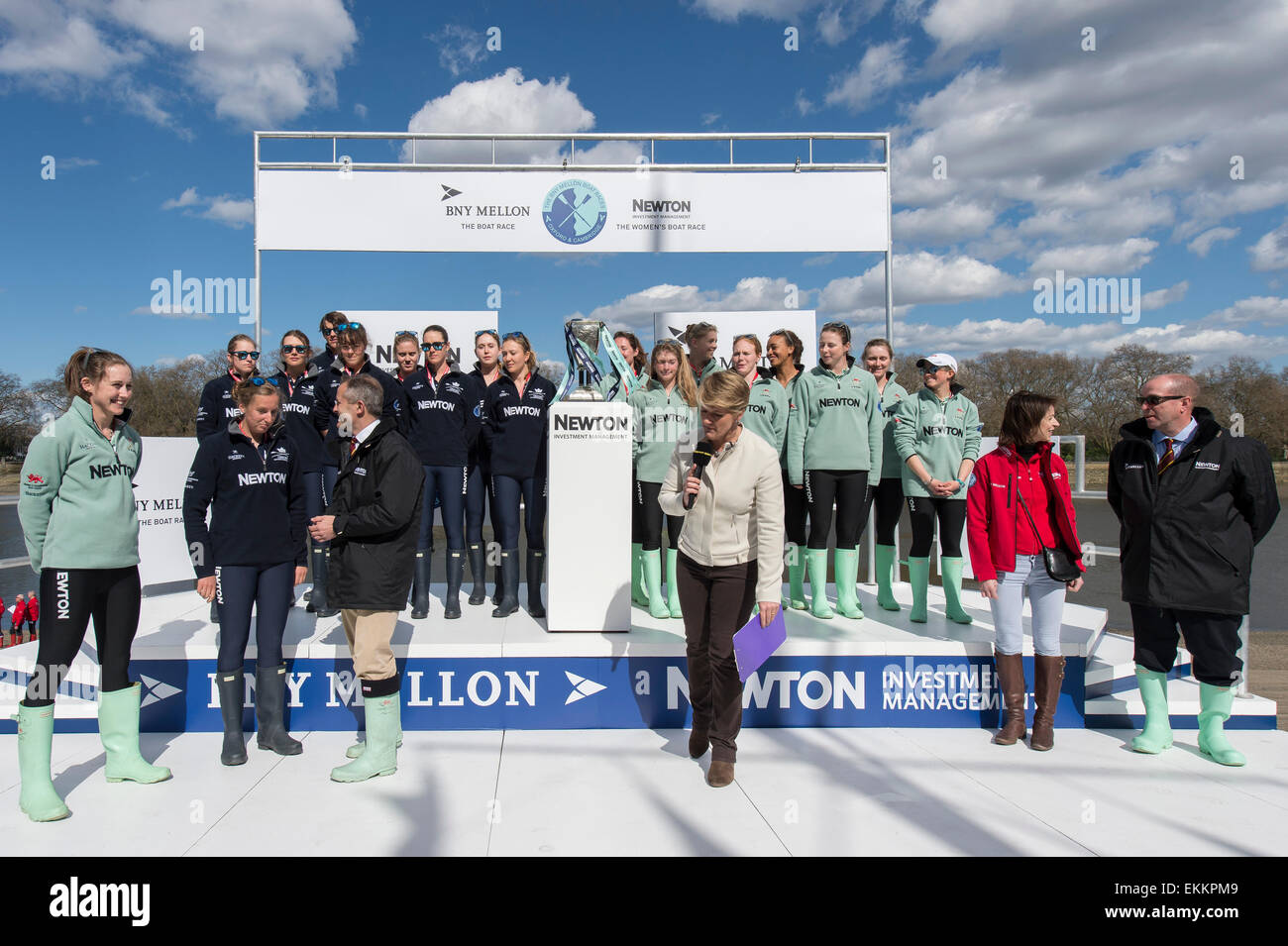 Crew toss cox hi-res stock photography and images - Alamy