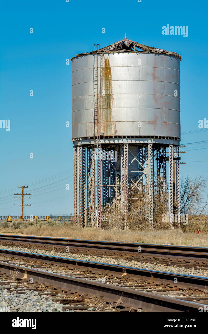 Railroad water tank hi-res stock photography and images - Alamy