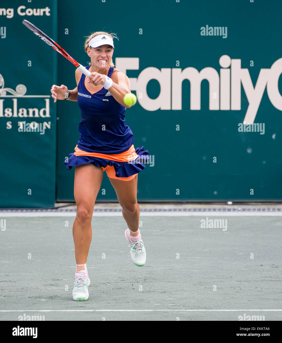 Andrea petkovic angelique kerber hi-res stock photography and images ...