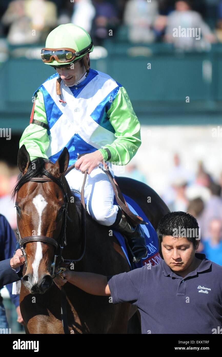 Lexington, KY, USA. 11th Apr, 2015. Divining Rod and jockey Julien ...