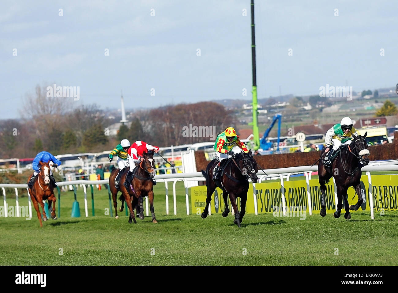 Aintree race hi-res stock photography and images - Alamy