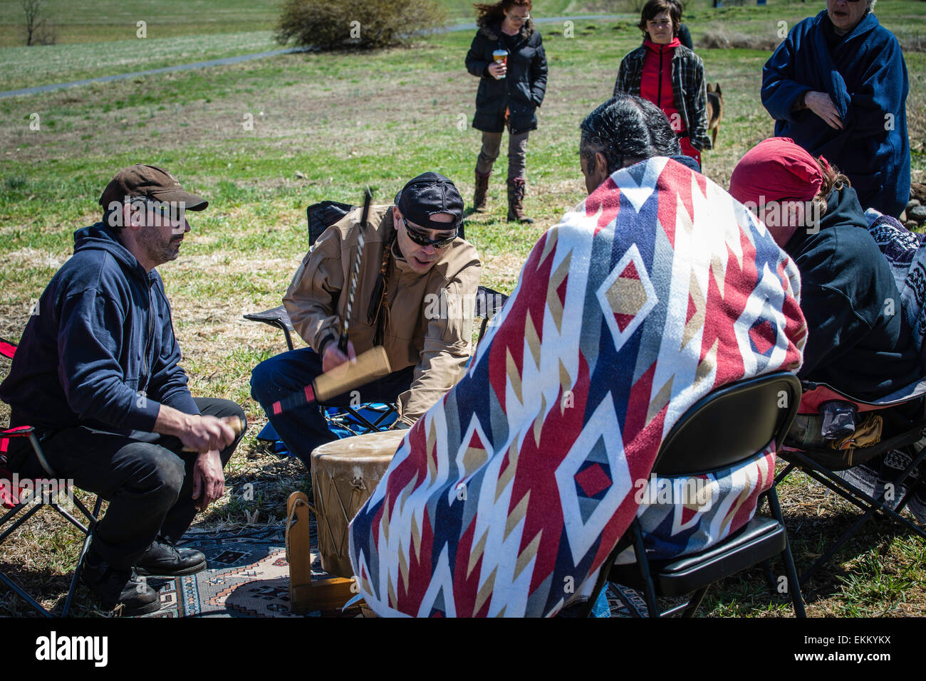 Native American group Circle Legacy Center drum in ceremony Stock Photo ...