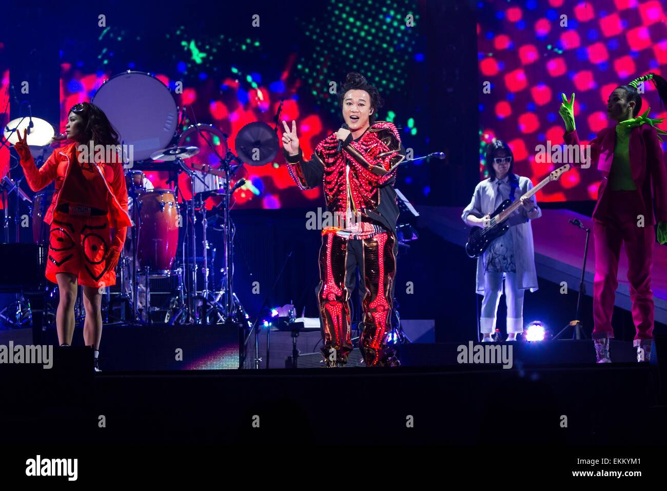 Nanjing, China's Jiangsu Province. 11th Apr, 2015. Singer Eason Chan (C ...