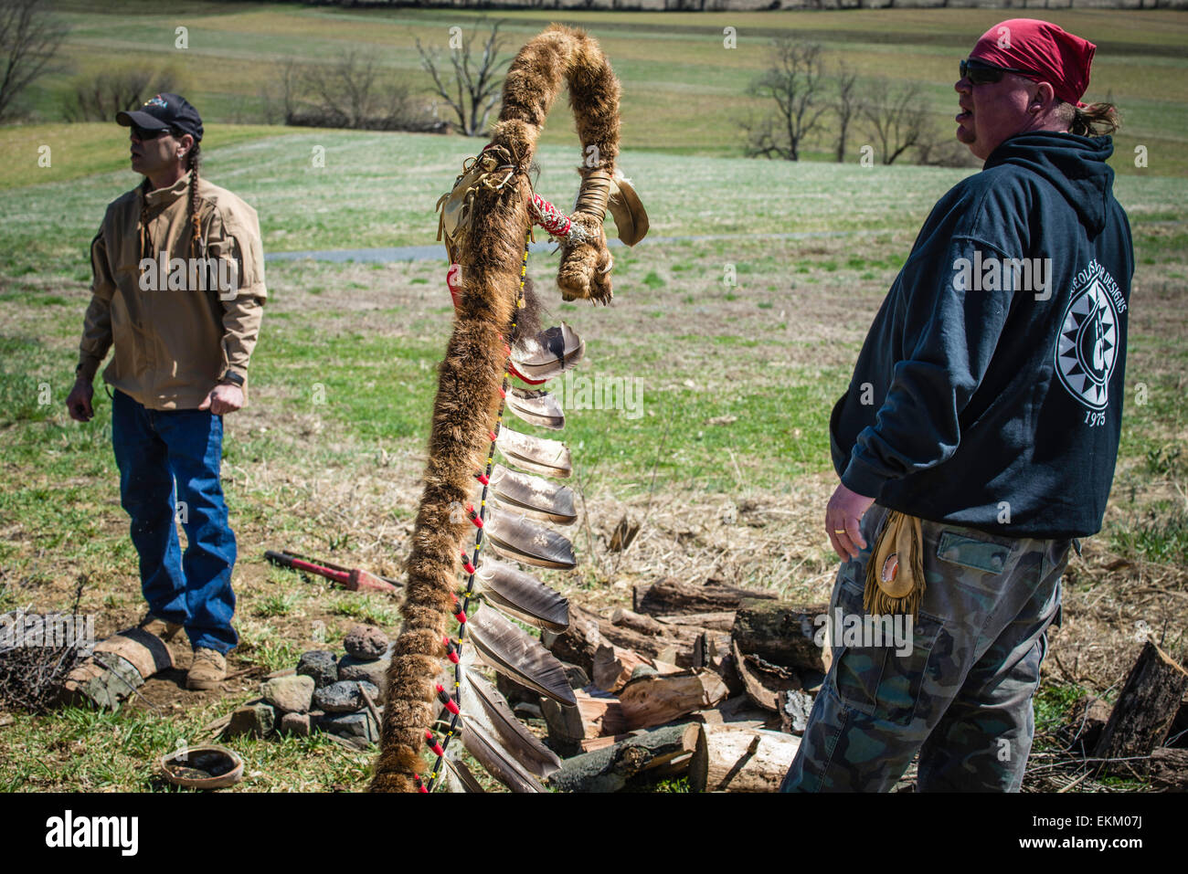 Native American group Circle Legacy Center drum in ceremony Stock Photo ...