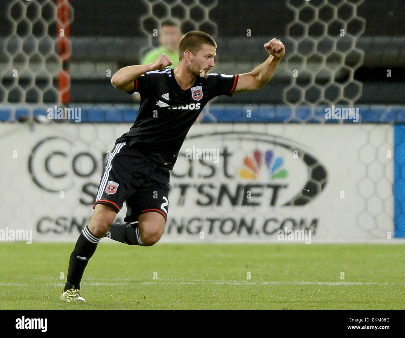 Washington, DC, USA. 11th Apr, 2015. D.C. United midfielder Perry ...