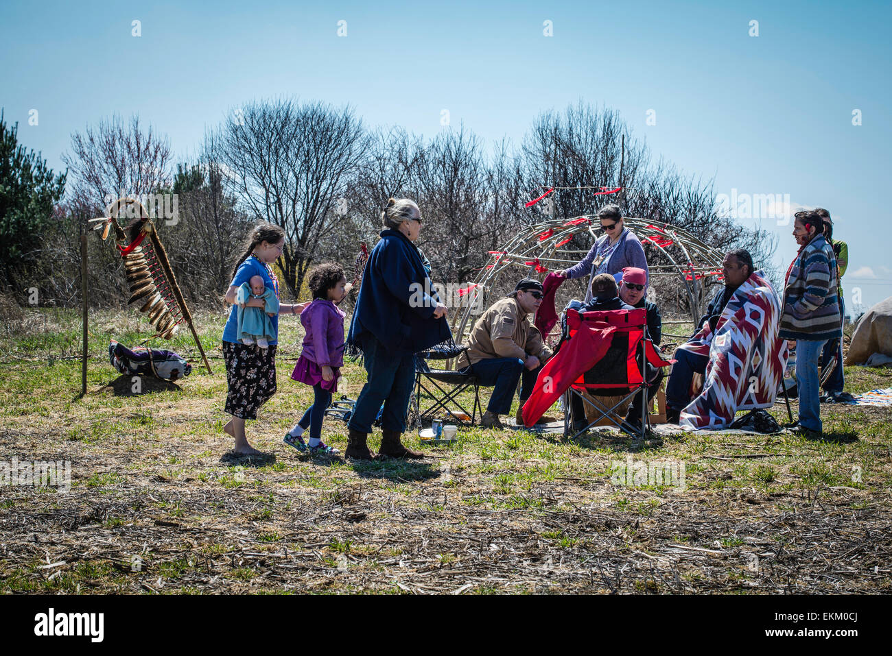 Native American group Circle Legacy Center drum in ceremony Stock Photo ...