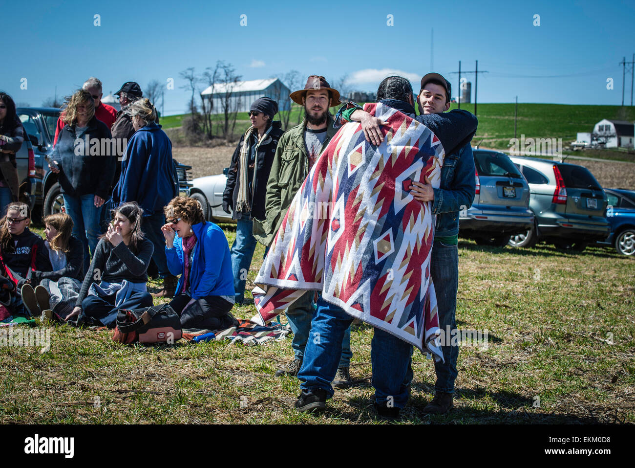 Native american historical drum circle hi-res stock photography and ...