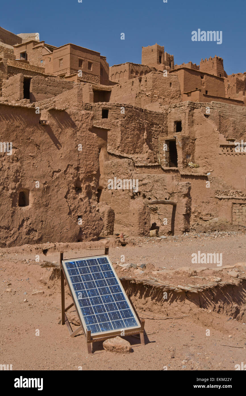 Aït Benhaddou solar panel placed over adobe roof Stock Photo - Alamy