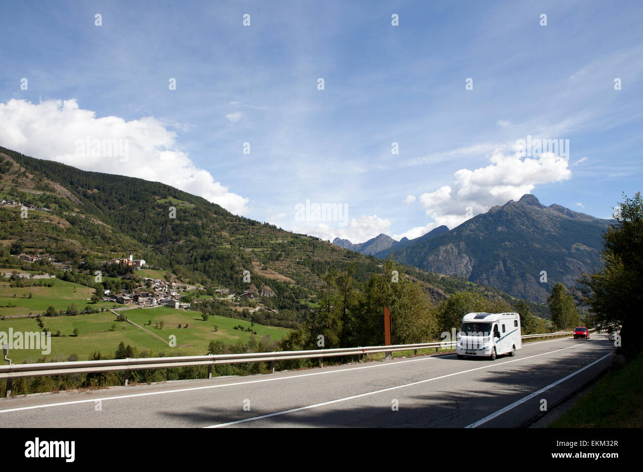 Car swiss alps hi-res stock photography and images - Alamy