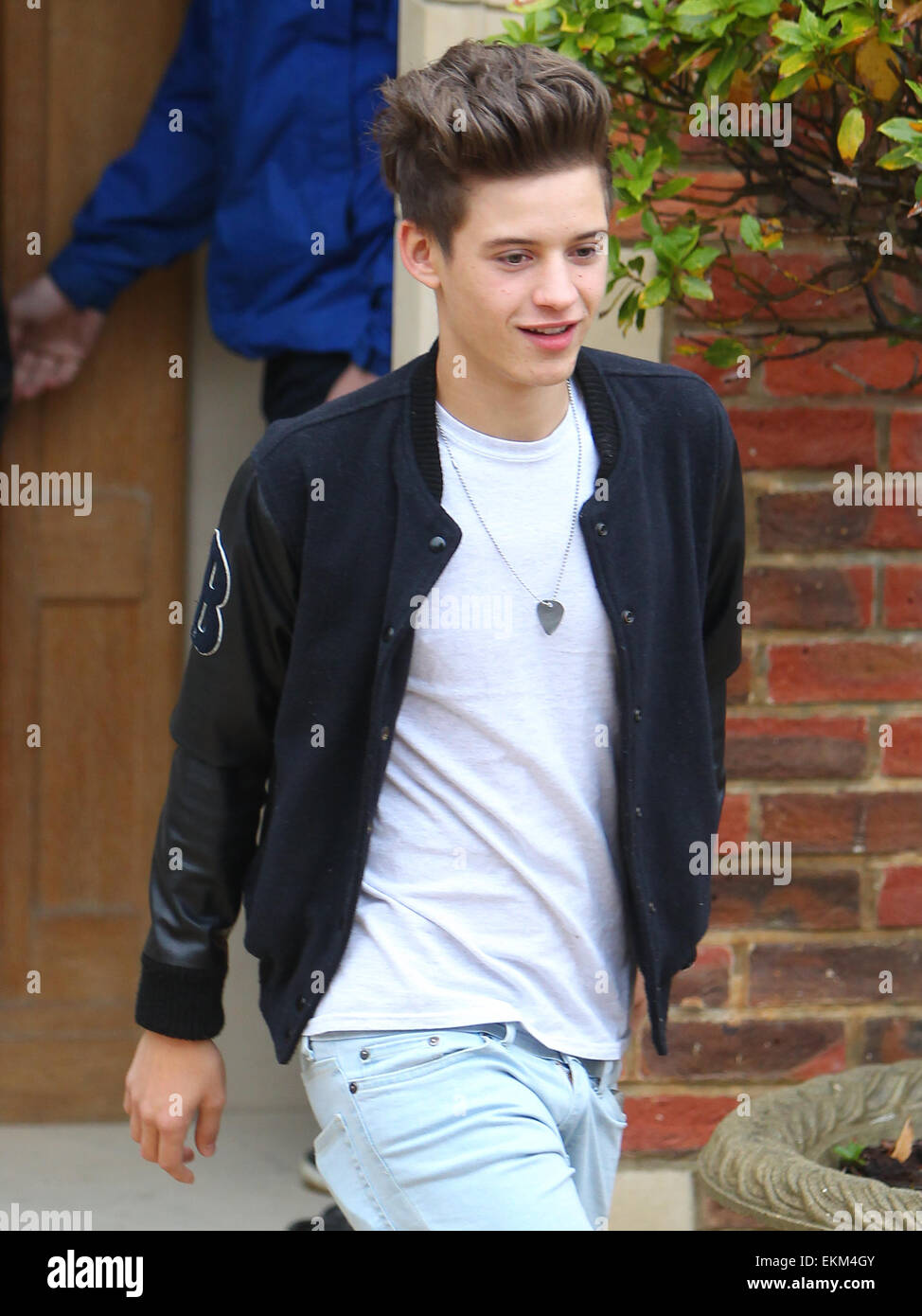 The 'X Factor' groups leave the finalists house for a TV appearance ...