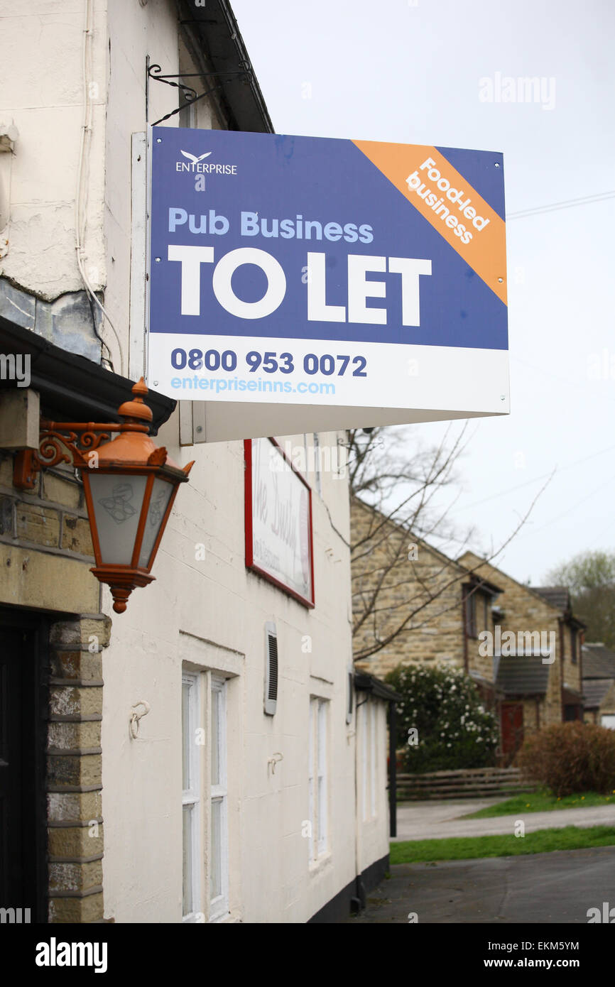Pub to let sign hi-res stock photography and images - Alamy