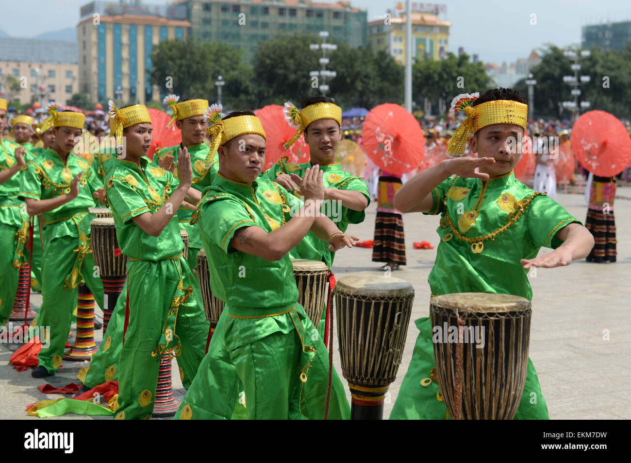Dehong, China's Yunnan Province. 12th Apr, 2015. Local residents ...