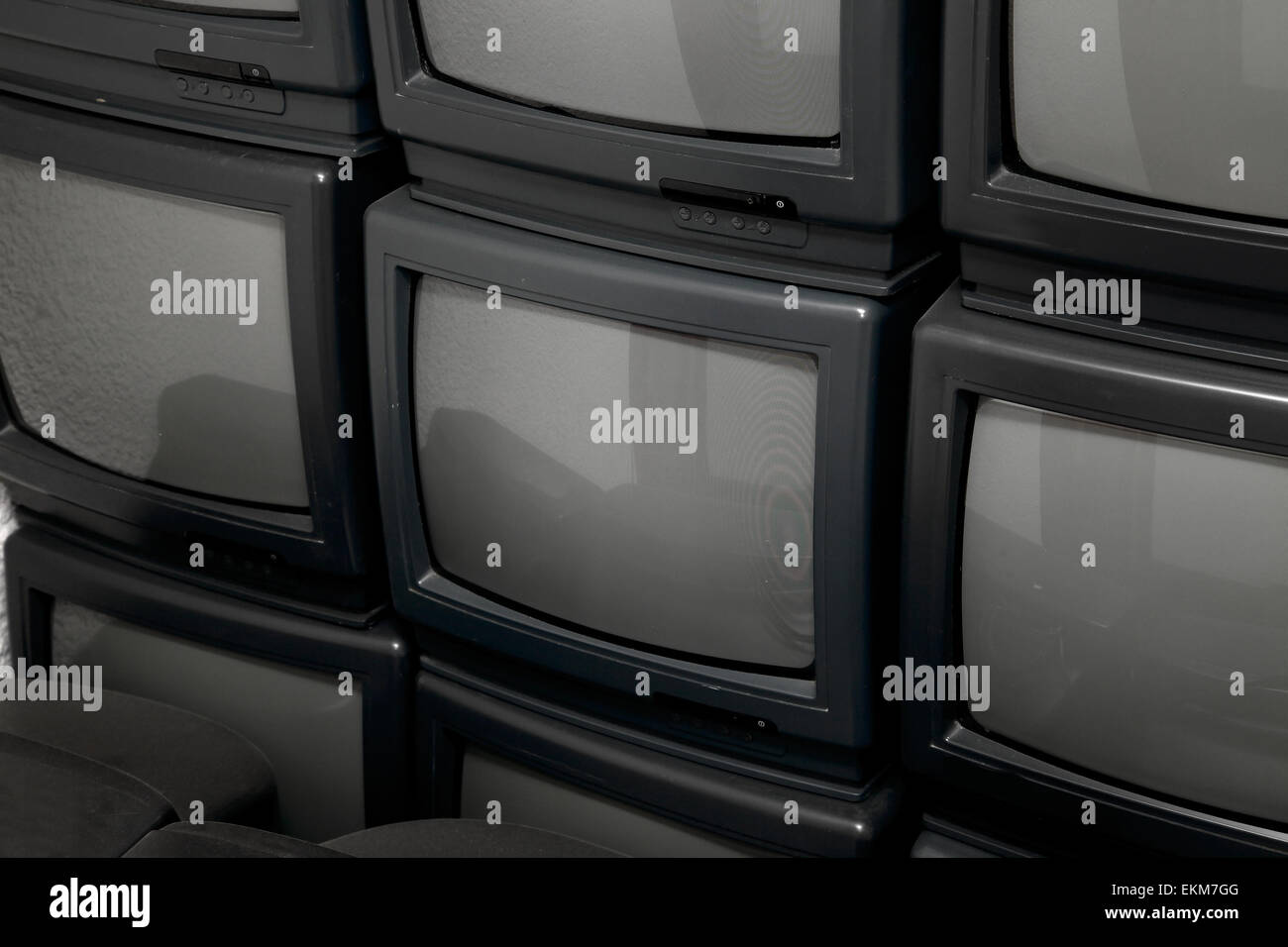 Tv set 90s hi-res stock photography and images - Alamy