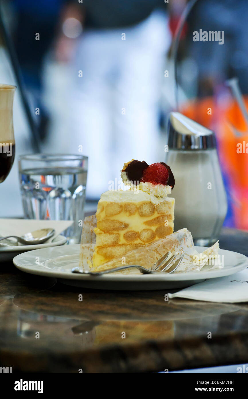 Dessert from the famous Viennese patisserie Demel, Vienna, Austria ...